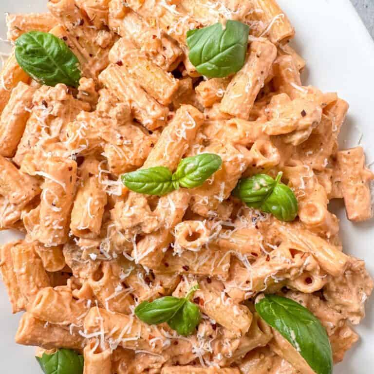 Simple and Healthy Pasta With Pink Sauce- Extra Creamy